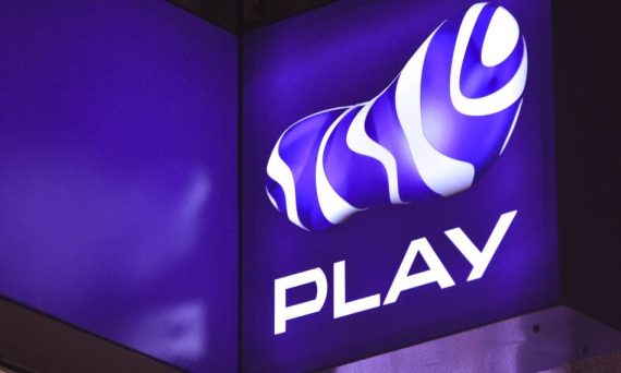 Play Poland SIM Cards and eSIM: Detailed Guides for Tourists